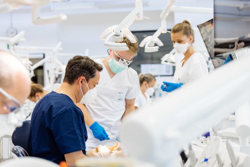 Inside Paroma - Master of Science in Periodontology